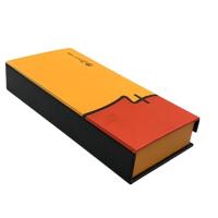 China Specialty Paper Magnetic Closure Gift Box With Cloth Insert Pen Display for sale