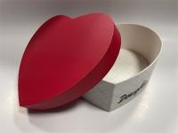 China Glossy Surface Paper Keepsake Box Heart Shape Paper Craft Box for sale