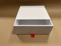 China Hollow Paperboard Gift Boxes Oem Paperboard Storage Box With Lid for sale