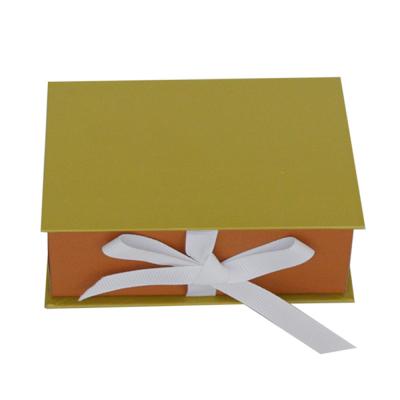 China Printing Flap Recycled Paper Gift Box Cardboard Jewellery Packaging With Ribbon for sale