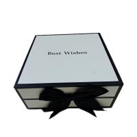 China Ribbons White Magnetic Closure Gift Boxes Perfume Paper Cosmetic Packaging for sale