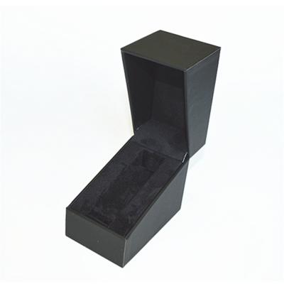 China Slant Opening Single Leather Watch Box Velvet Lining Custom Leather Watch Case for sale