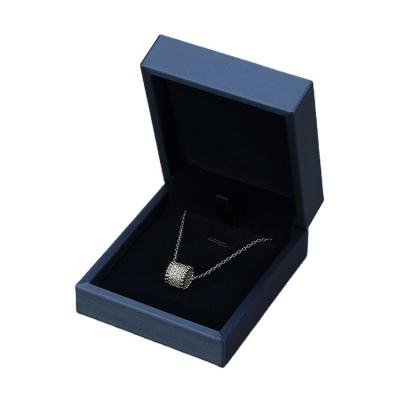 China Luxury Pu Leather Jewelry Box Plastic With Hinge BoxBracelet Packaging Insert Black Velvet for sale
