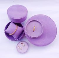 China Velvet Necklace Chain Engagement Ring Box Round Shape Custom Logo for sale