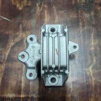 China MG GS Engine Mounting Support OEM 30064476 23x20x18 cm for Easy Installation for sale