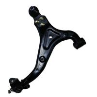 China MG GS Right Front Lower Control Arm 10181065 Car Chassis Parts 54x38x12cm for sale