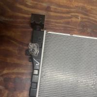 China Maxus EV30 Aluminum Plastic Radiator Condenser ASM OE C00122258 Automotive Cooling System for sale