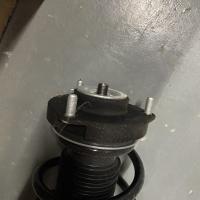 China SAIC MG ZS Front Right Shock Absorber Assembly OE 10242085 Rubber Steel Auto Suspension for sale