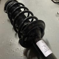 China SAIC MG ZS Front Right Shock Absorber Assembly OE 10242085 Rubber Steel Auto Suspension for sale