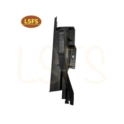 China Maxus G10 OE C00084363 Right Condenser Deflector 55x20x15mm High Durability for sale