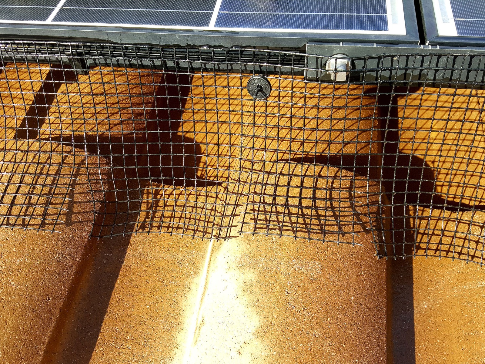stop birds nesting under solar panels