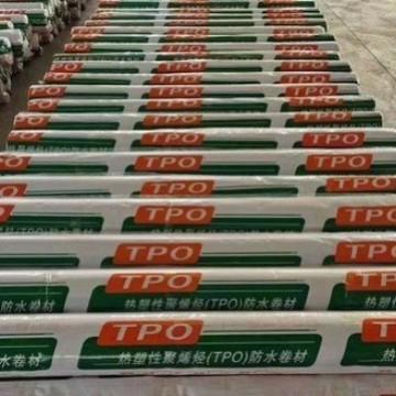 China 1.2mm Or 1.5mm Or 2.0mm Thick TPO Waterproof Membrane For Planted Roofs Chemical Resistance for sale
