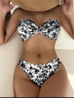 China Swimming Suits Bikini With Red And Striped Pattern M Size Bathing Suits For Plus Size Women for sale