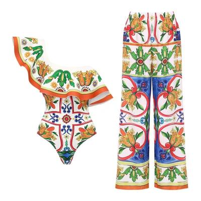 China Cup Type Padded Three-Piece-Swimwear In Nylon Fabric for sale