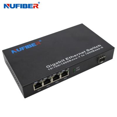 China 1310nm 20km SC Fiber Ethernet Switch Low Heat With 4 Rj45 Port Gigabit fiber ethernet switch for sale