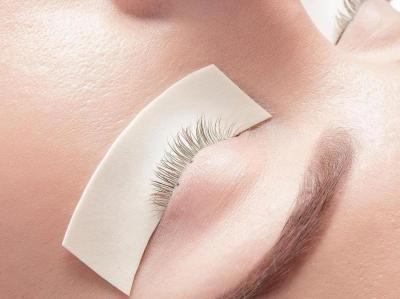 China 2.5cm White High Stickness Foam Eye Pad Patch 1mm Lash Extension Tape for sale