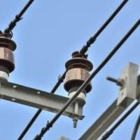 China ANSI 55-5 Pin Type Electrical Porcelain Insulator For Poleline Hardware for sale