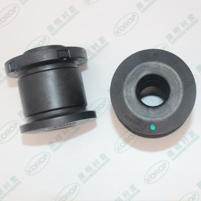 China MB518220 MB303680 Front Lower Suspension Arm Rubber Bush 17CM x 17CM x 13.5CM for Mitsubishi Galant III for sale