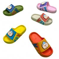 China EVA Kids Cartoon Bear Slides - Lightweight Casual Slippers for sale