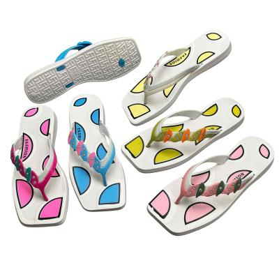 China Premium EVA Women Flip Flops - Lightweight Fashion Beach Sandals (Virgin Material) for sale
