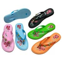 China EVA Women Gold Decor Floral Print Flip Flops for sale