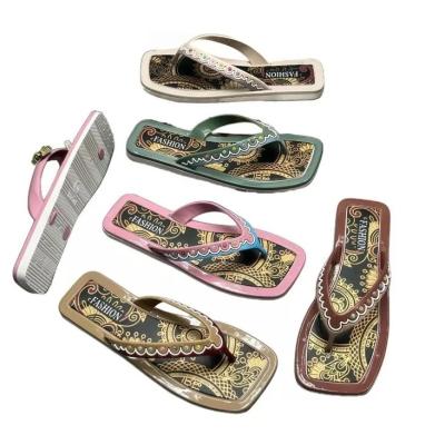 China PVC Ladies Square Toe Ethnic Paisley Pattern Rivet Flip Flops Casual Beach Sandals for sale
