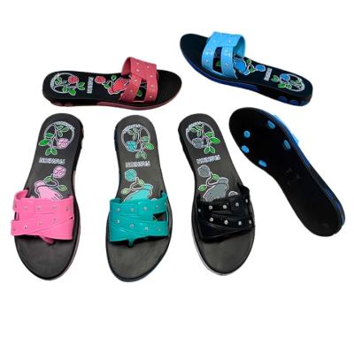 China PVC Women Double Strap Flip Flops with Rivet and Rose Print for sale