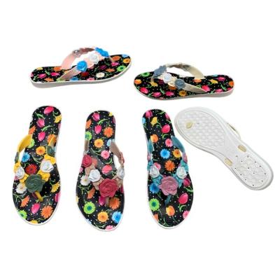 China PVC Women Flip Flops with Charming 3D Floral Decor and Vibrant Floral Print for sale