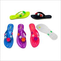 China PVC Women 3D Rose Thongs With Stitched Edge And Bright Color Design for sale