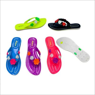 China PVC Women 3D Rose Thongs With Stitched Edge And Bright Color Design for sale