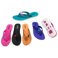 China EVA Women Two-tone Sole Flip Flops With Rhinestone And Flower Decoration for sale