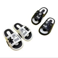 China EVA Kids 3D Bear Decor Two-tone Thick Sole Slide Sandals for sale