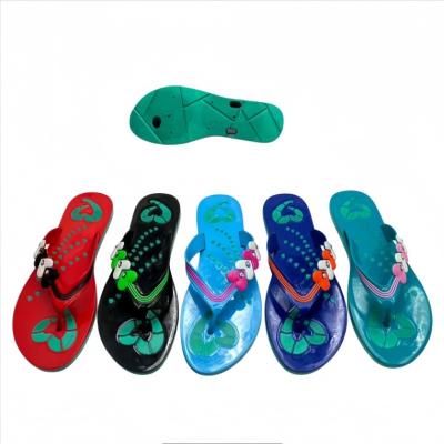 China Women's PVC Flip Flops — Glossy Finish, Decorative Buckle with Stripe Detail, Multi-Color Options for sale