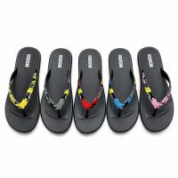 China Honeycomb Outsole Flip Flops with Flower Print Strap | Source Factory Supply for sale