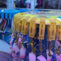 China Customized Indoor Amusement Park 4 Players Clip Prize Gift Game Claw Machine for Your for sale