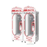China Indoor 3s Crane Games Toy Vending Gift Scissor Prize Machine for Fun 3 Years in Black for sale