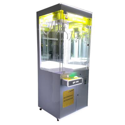 China Picture Credit Card Claw Machine Metal Acrylic Plastic Material and Large Size for sale