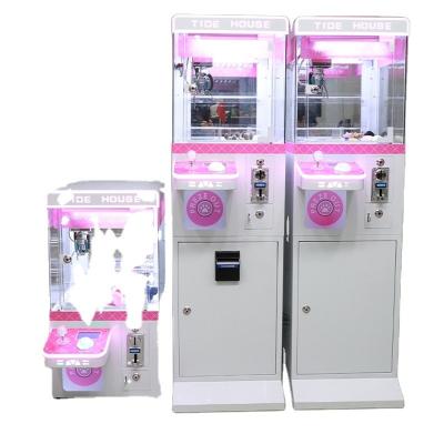 China Small Mini Claw Machine Bill Acceptor Included Ideal 110V/220V/230V Voltage Suitable for sale