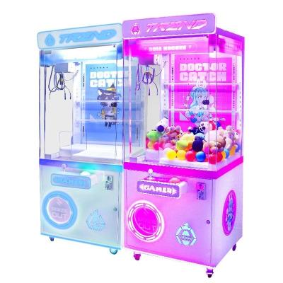 China Super Mini Claw Machine with Bill Acceptor 1 Player Ages 3 Years Network Connection for sale