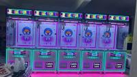 China 80*90*210cm Coin Operated Crazy Toy Crane Claw Vending Game Machine for 1 Player for sale