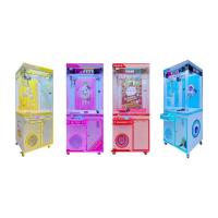 China Age-Appropriate Gift Catcher Game Machine Toys Claw Crane Machine for Kids 8 Years for sale