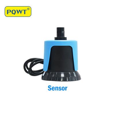 China PQWT-PD300 Underground Pipe Locator with 8m Detection Depth and 30W Transmitter for Metal and Plastic Utility Lines for sale