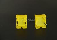China YUSHUN 1.5mm Red Tile Leveling System 4 Sides Floor Tile Cross Spacer for Lipless Installation for sale