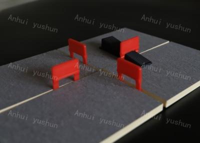 China Plastic Tile Leveling Clips and Wedges 2.5mm to 7mm Tile Leveling System 200pcs per Bag for sale