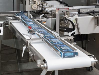 China BOPP Transparent Film Wrapping Machine Versatile Cigarette Box Packing Machine for sale