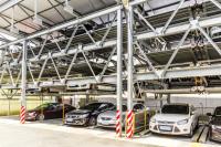 China 5mX2.5m Hydraulic Car Parking Lift 1000kg Car Lifts For Residential Garages for sale