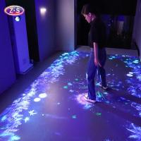 China Multiplayer Floor Interactive Display Real-Time Interaction 3LCD For Family Centers for sale