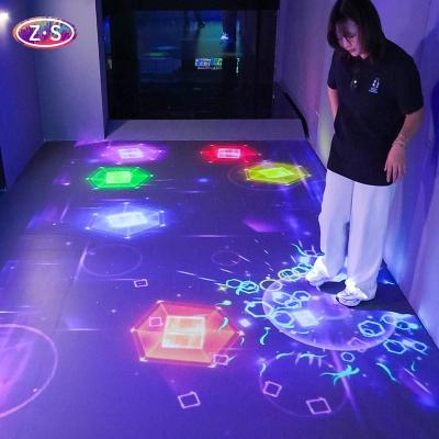 China Interactive Floor Projector 4000 Lumens 3LCD 80 Built-in Games for Commercial Complexes for sale