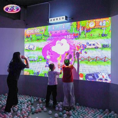China 3D Interactive Ball-Throwing Projection Game System 3800 Lumen 30 Games for sale