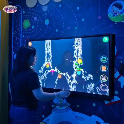 China 65 Inch Display Interactive Education Screen 24 Games For Amusement Parks for sale